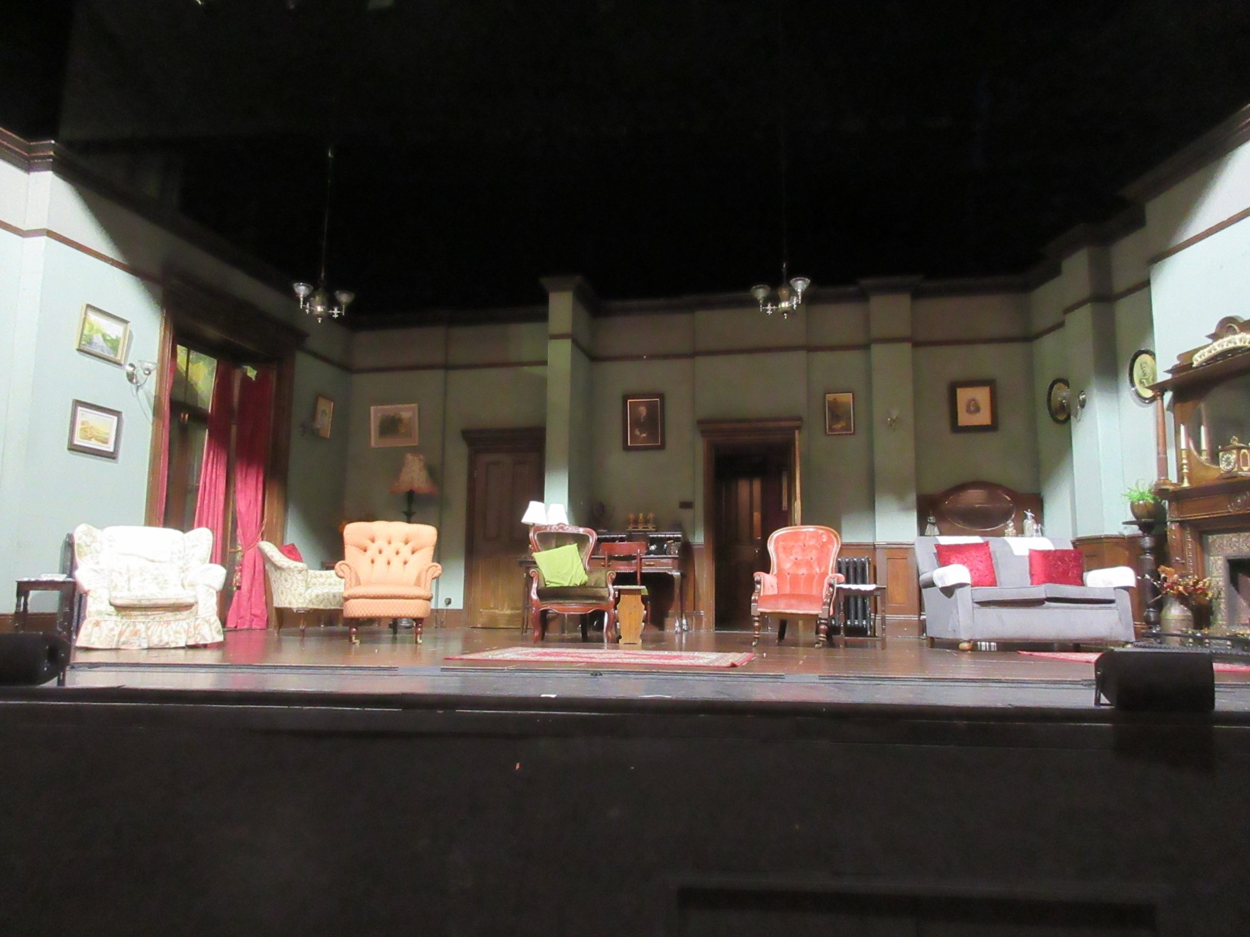Agatha Christie’s A Murder Is Announced - Solve The Murder