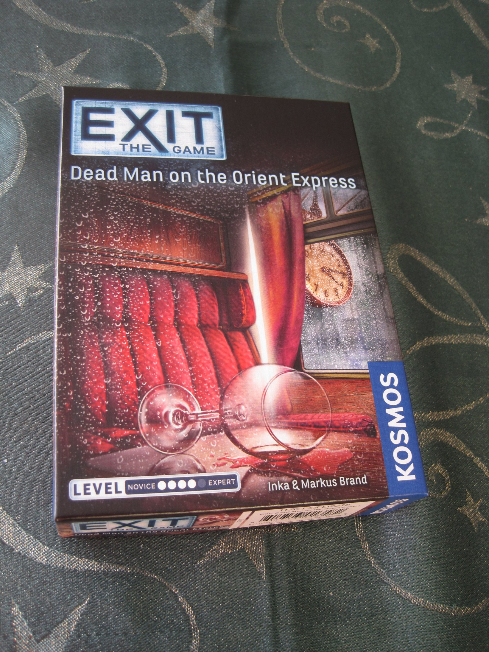 EXIT: Dead Man on the Orient Express - Solve The Murder