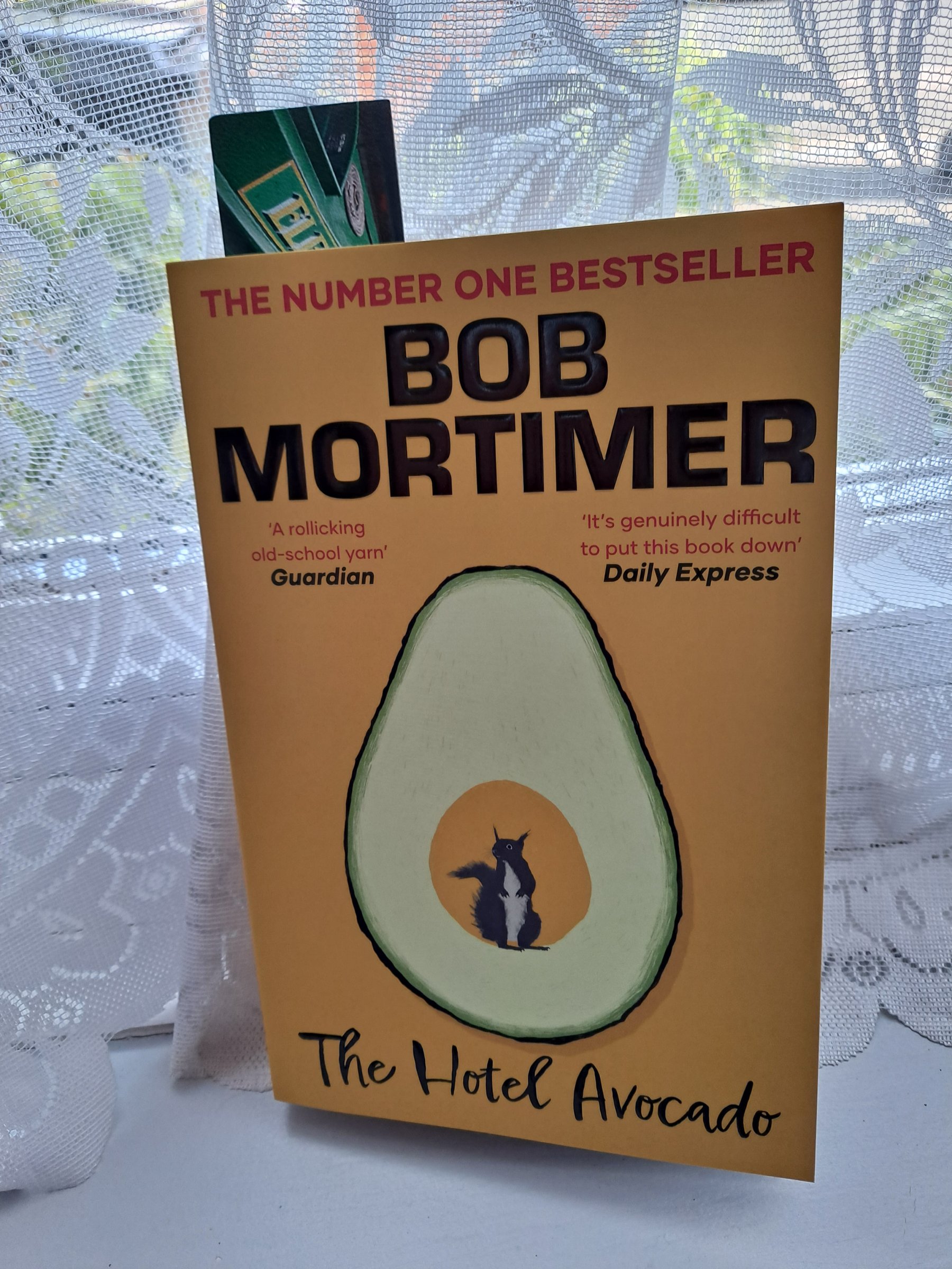 The Hotel Avocado - Review - Solve The Murder
